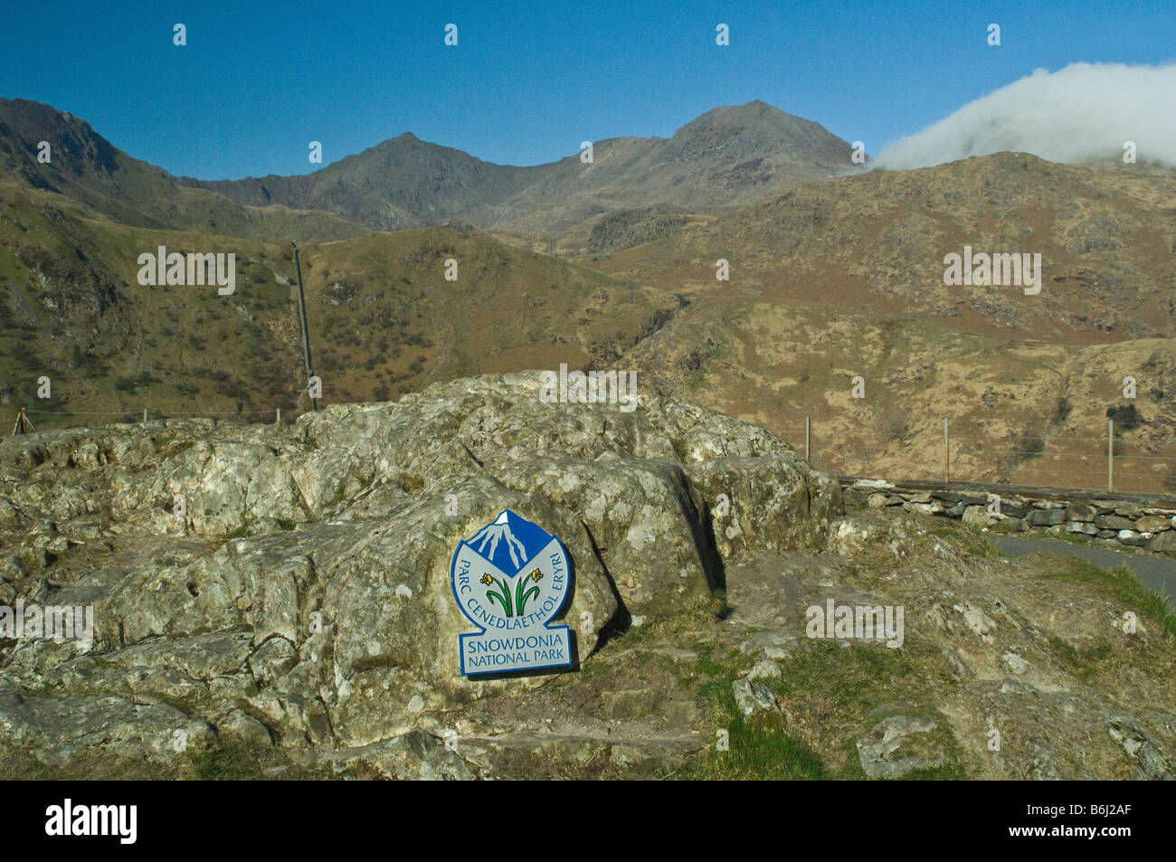 Snowdonia national park logo emblem hi-res stock photography and images ...