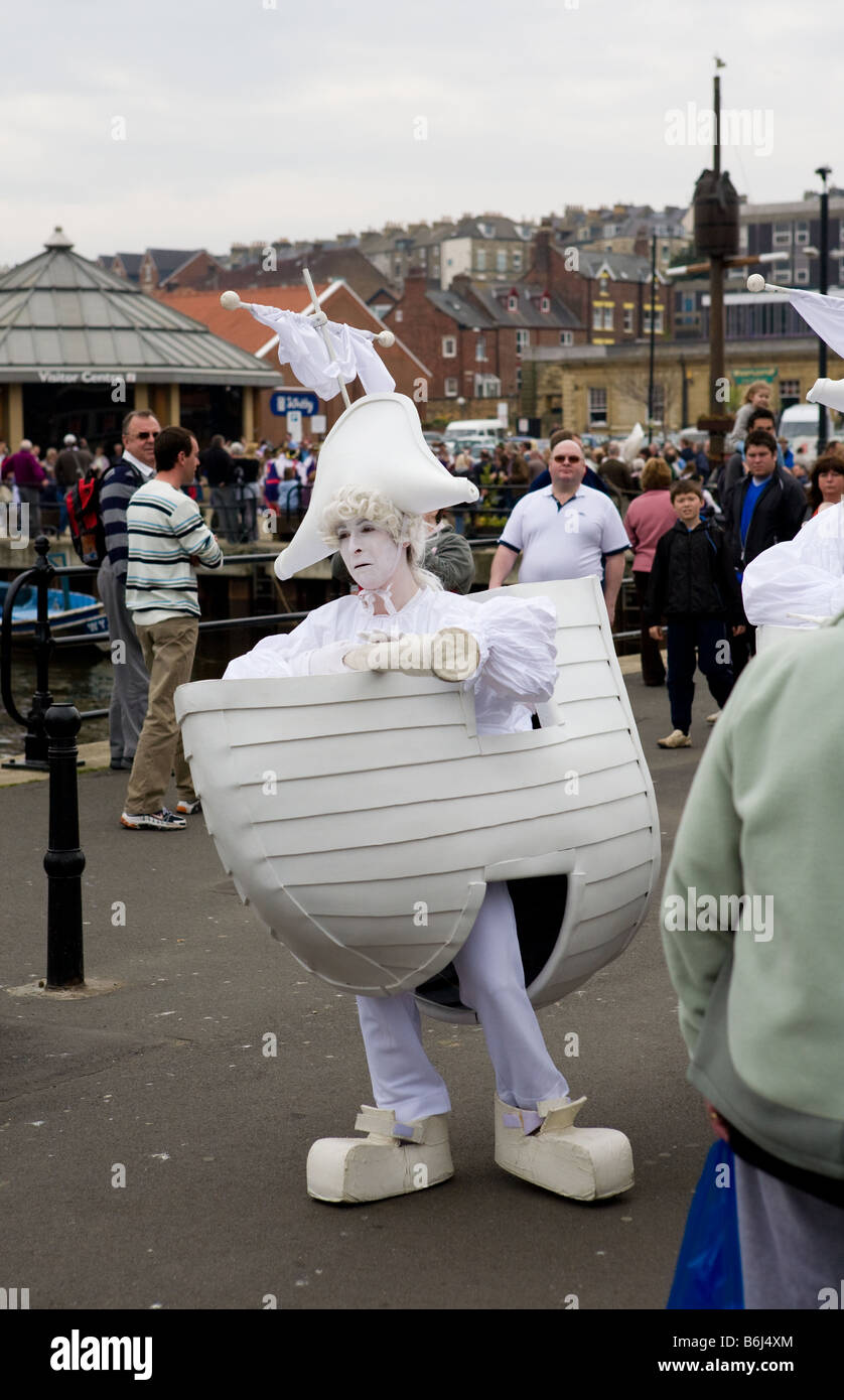 Whitby high street hi-res stock photography and images - Alamy