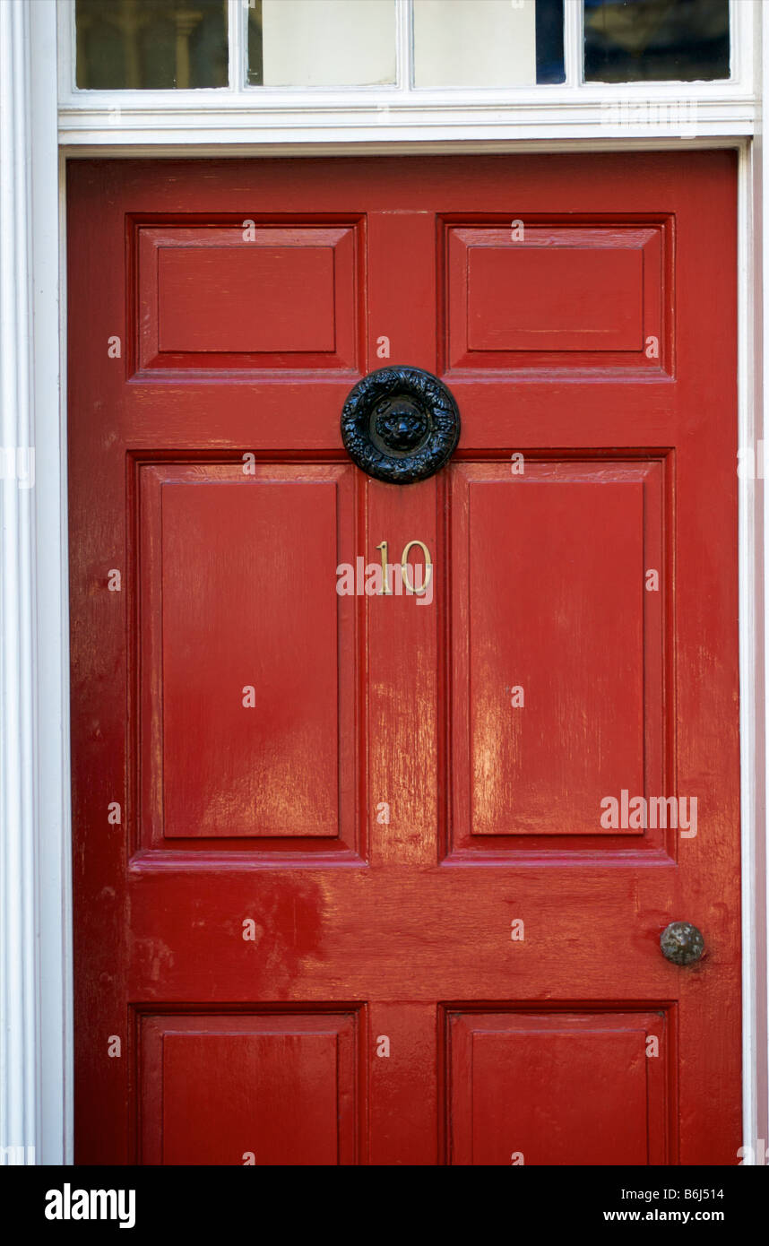 Red door in York with number 10 on it Stock Photo - Alamy