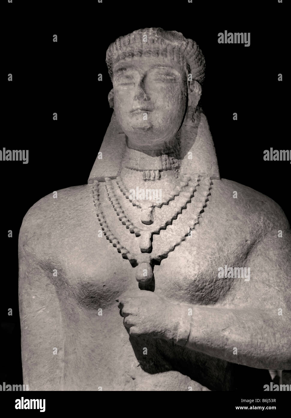 Limestone greek statue hi-res stock photography and images - Alamy