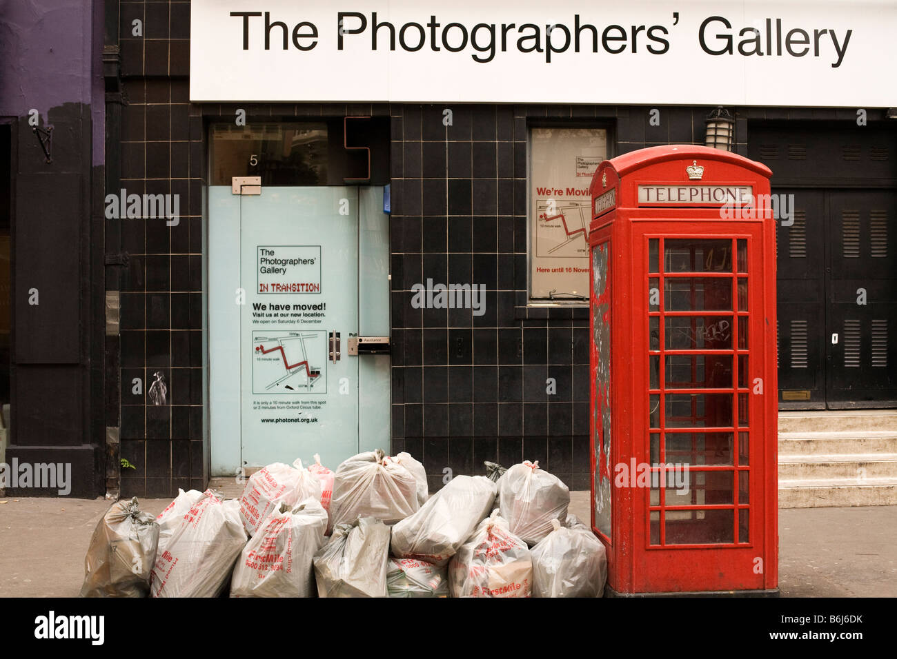 The photographers' gallery hi-res stock photography and images - Alamy