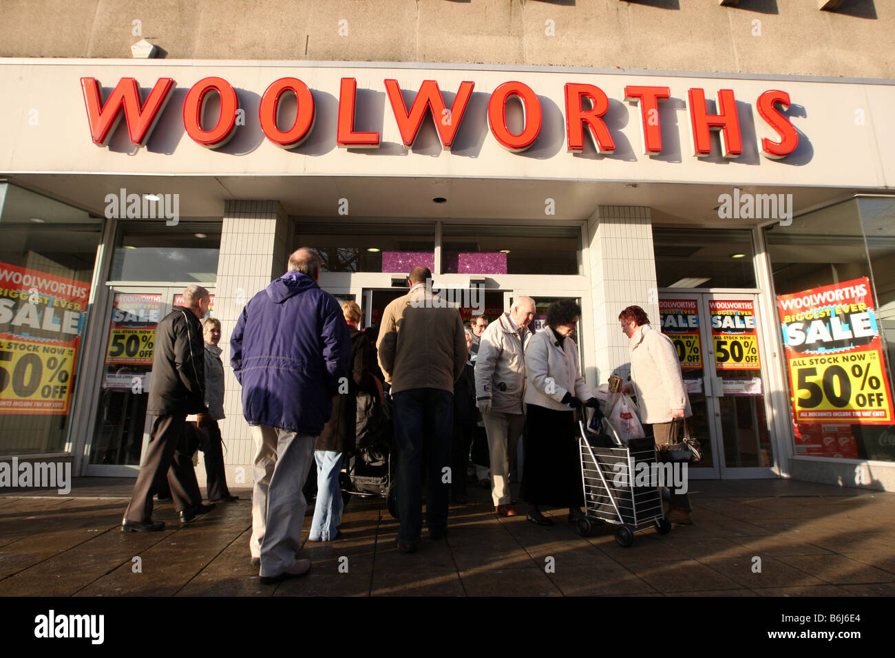 Woolworths Closing Down High Resolution Stock Photography and Images ...