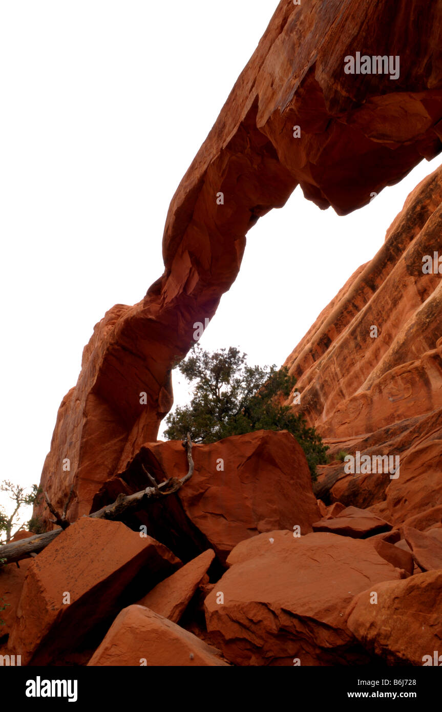 Collapsed stone walls hi-res stock photography and images - Alamy