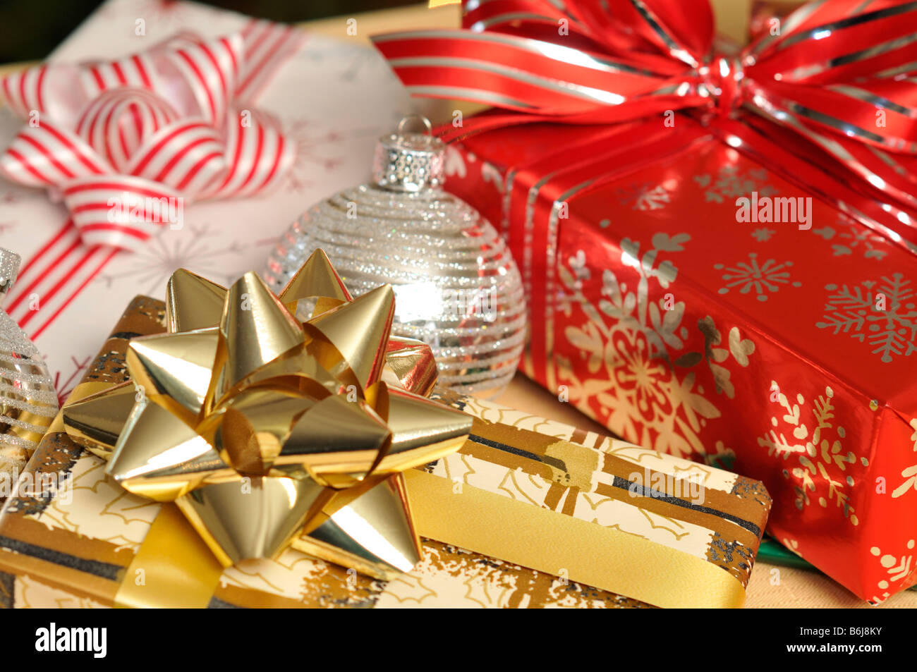 Present theme hi-res stock photography and images - Alamy
