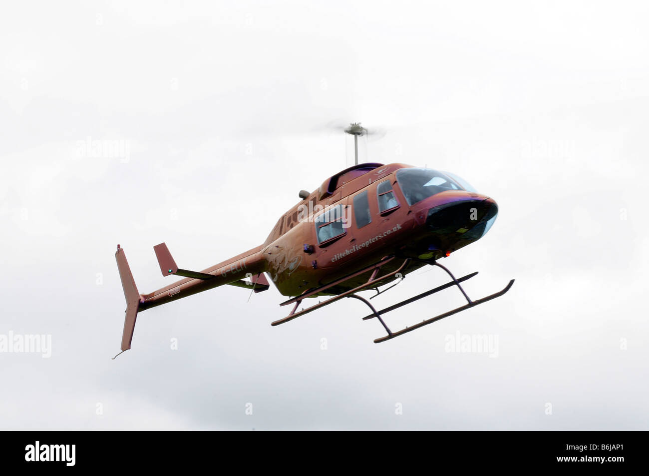 Helicopter rides at Brockenhurst Carnival August 2008 Bell 206L ...