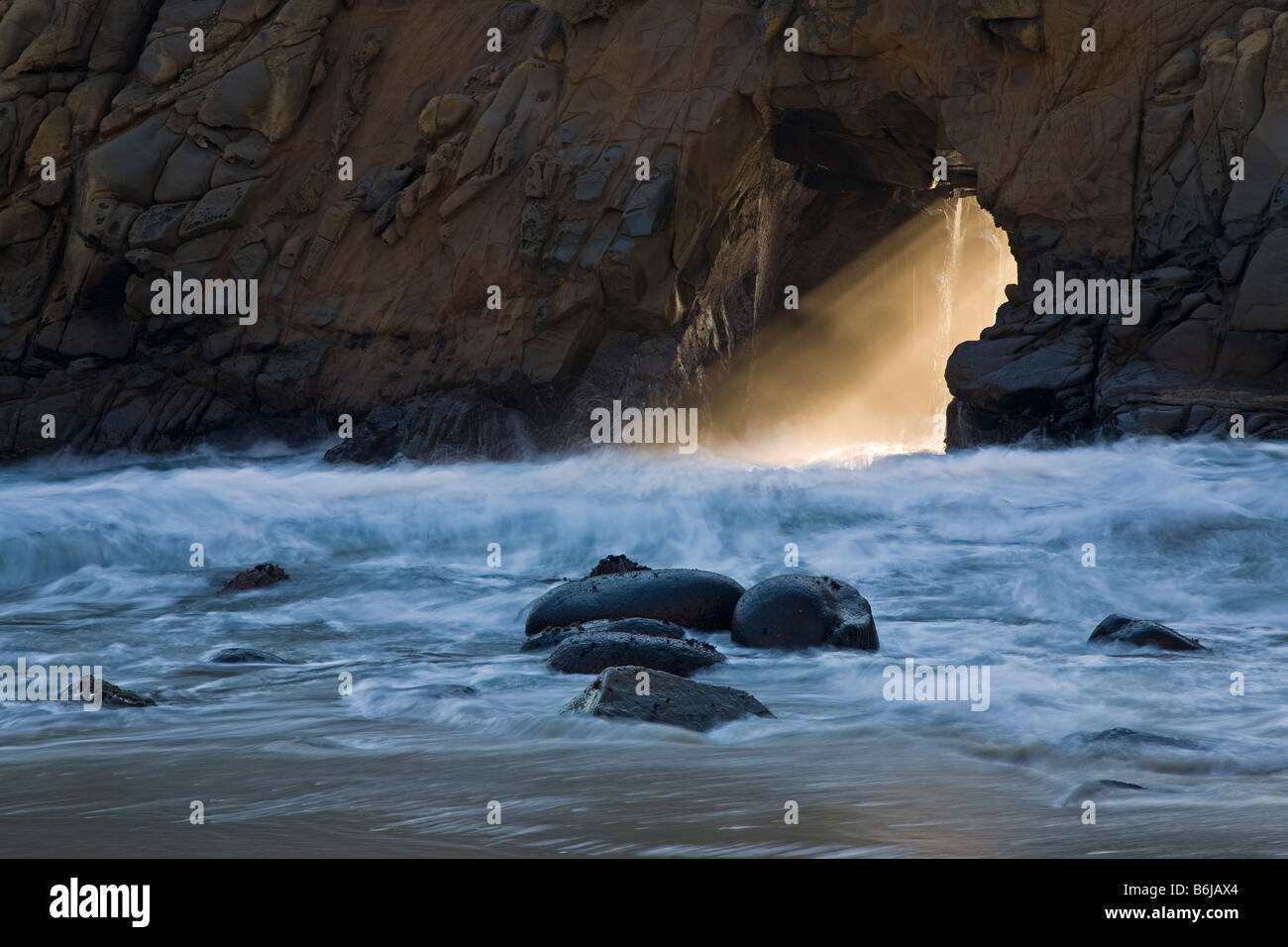 Shining beam hi-res stock photography and images - Alamy