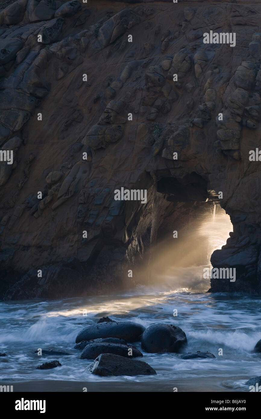 Shining beam hi-res stock photography and images - Alamy