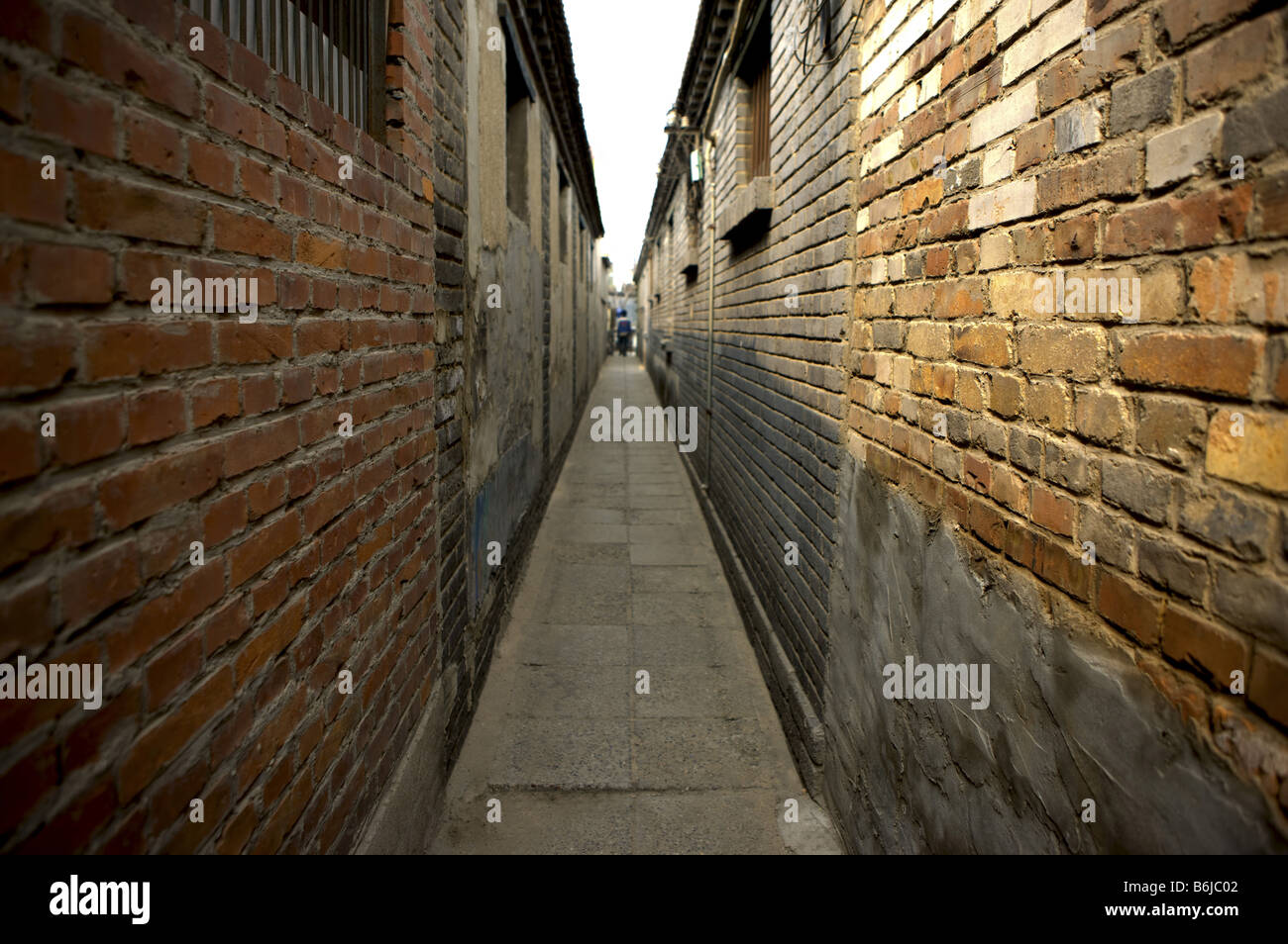 China Beijing Narrow alley Stock Photo - Alamy