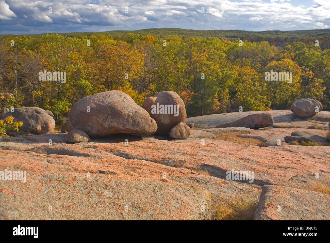 Elephant Rocks State Park in Missouri Stock Photo - Alamy