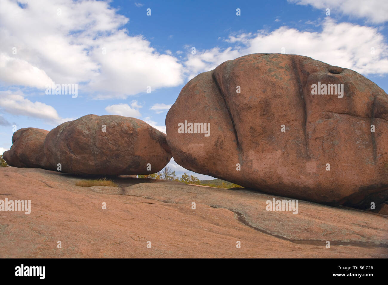 Elephant Rocks State Park in Missouri Stock Photo - Alamy