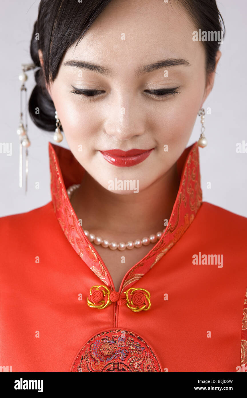 Cheongsam style hi-res stock photography and images - Alamy