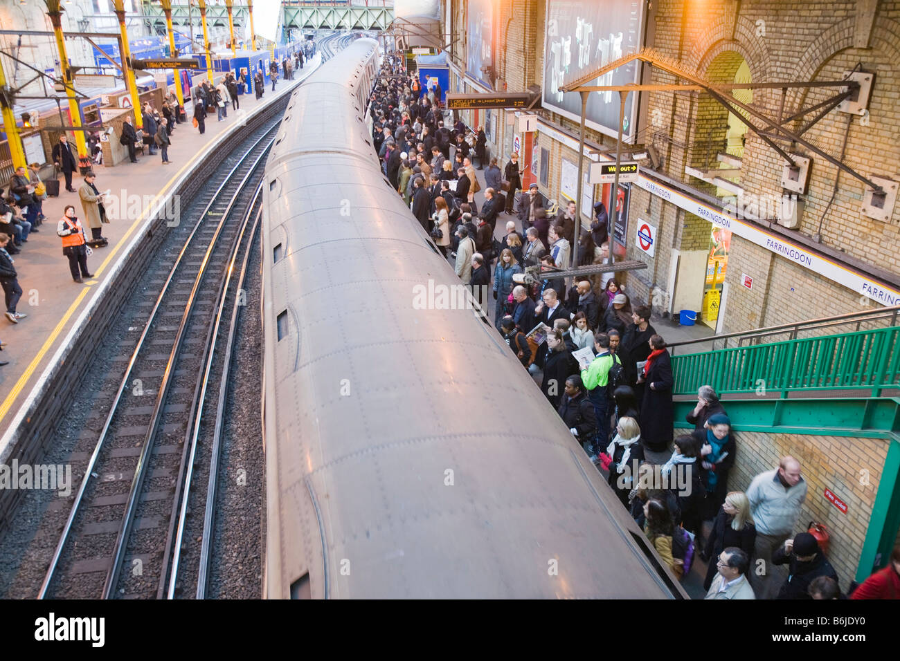Platform queue hi-res stock photography and images - Alamy