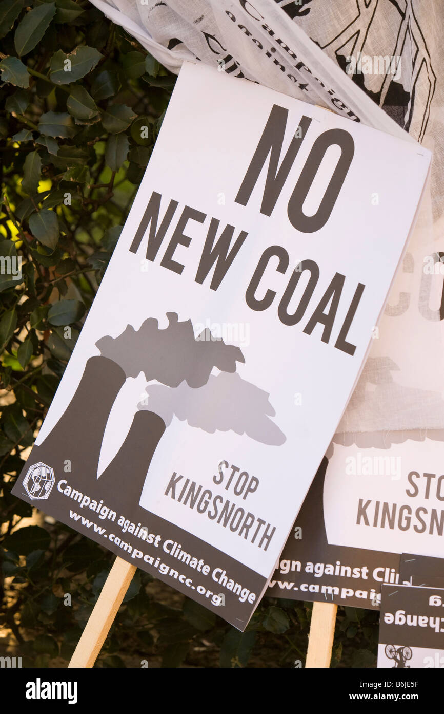 Protest banners at a climate change rally in London December 2008 Stock ...