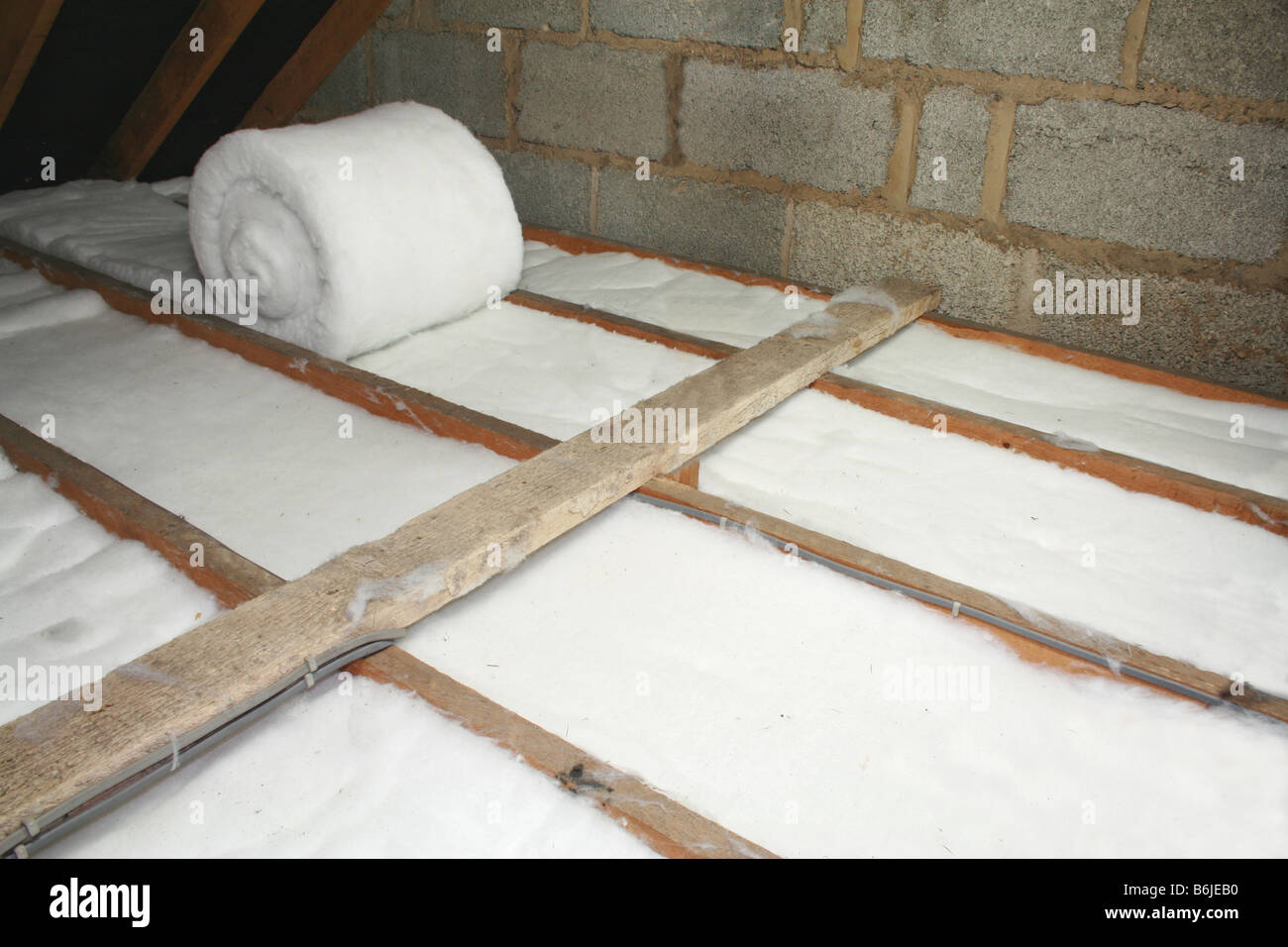 Loft insulation hi-res stock photography and images - Alamy