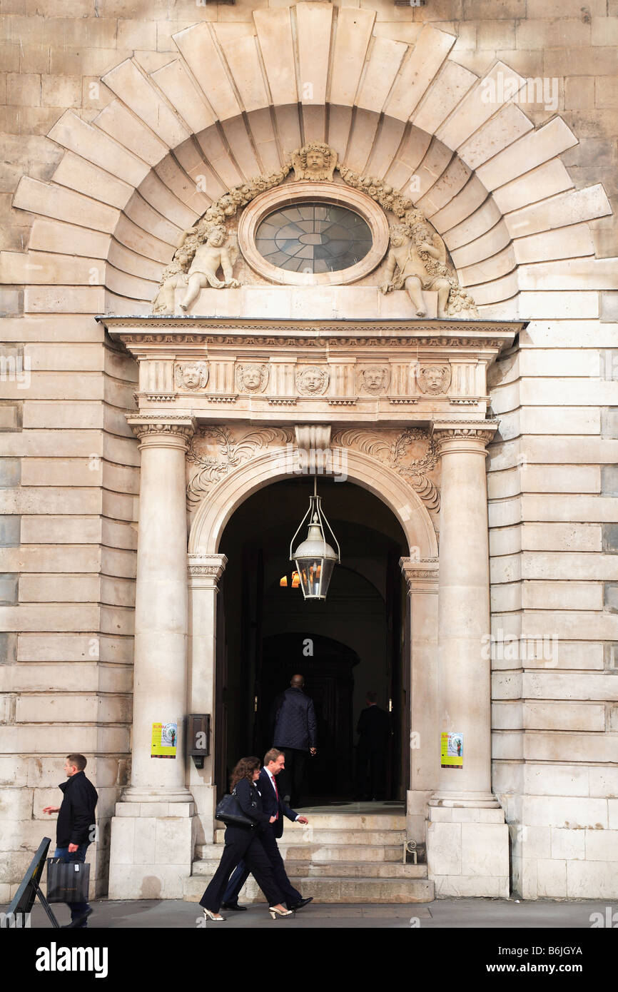 St man le bow hi-res stock photography and images - Alamy