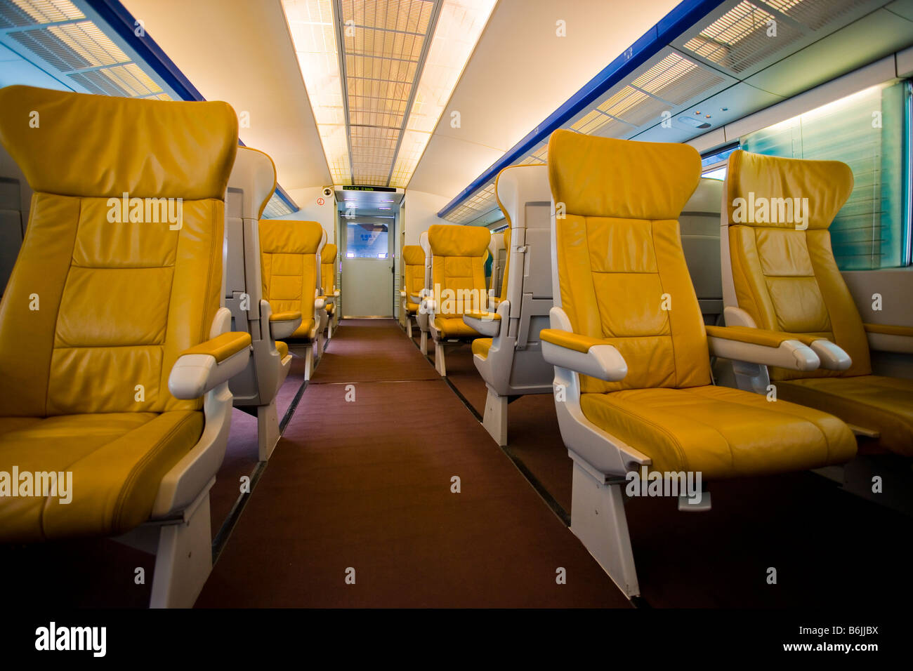 Maglev car hi-res stock photography and images - Alamy