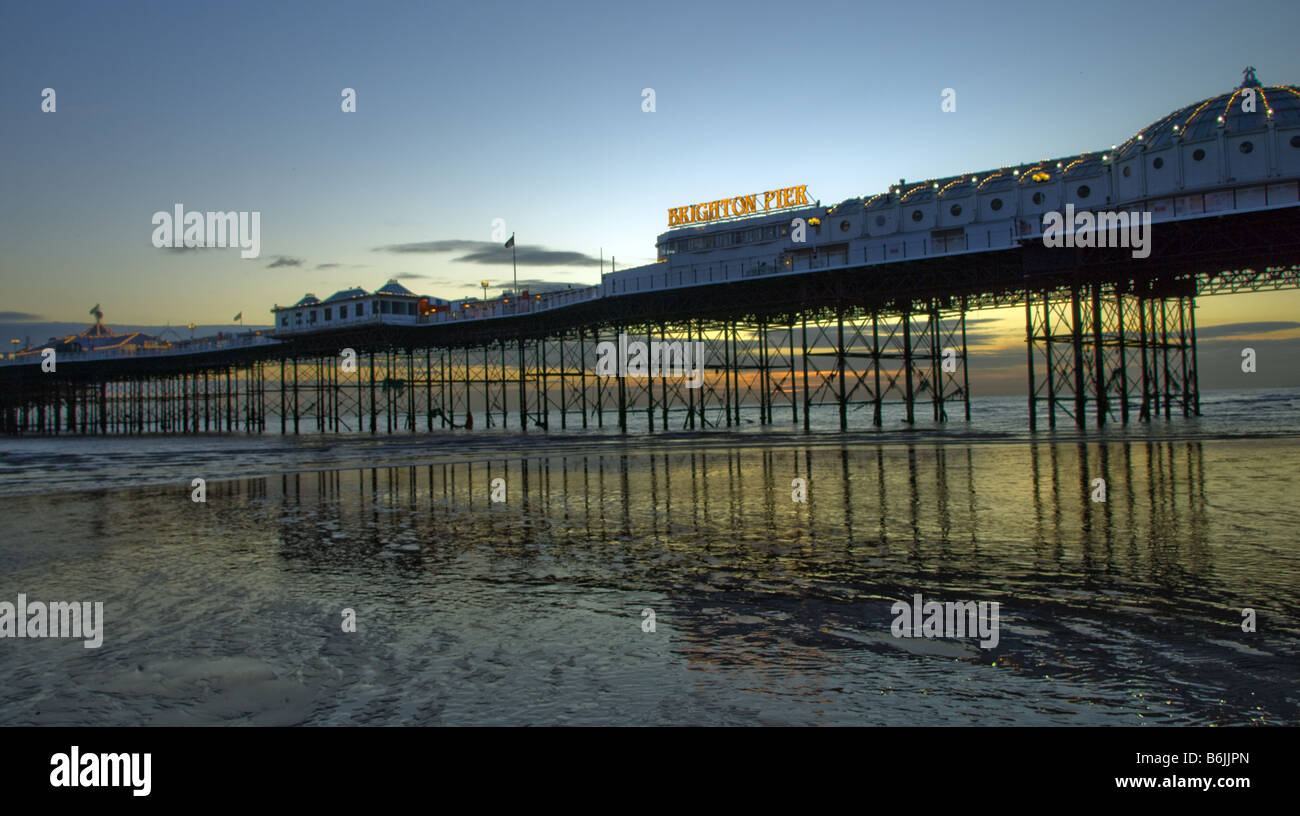 Brighton pier sunset hi-res stock photography and images - Alamy