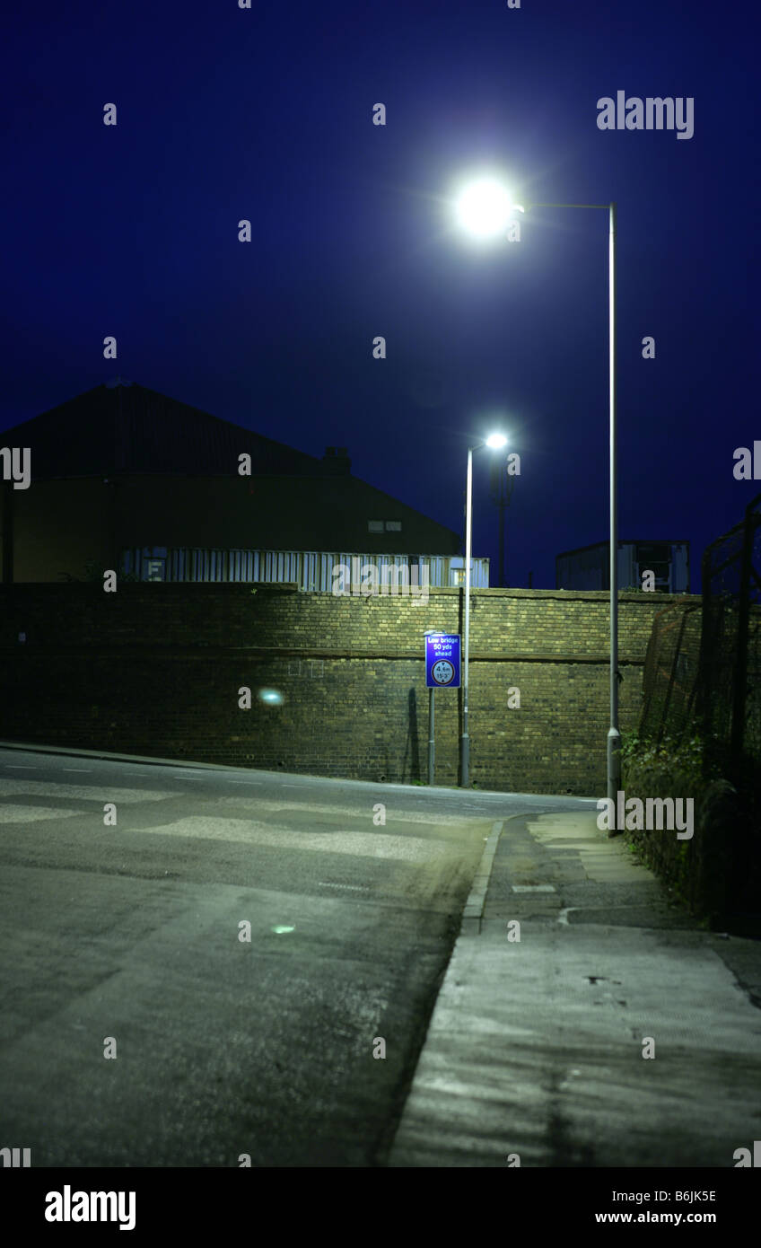 Empty night time street scene Stock Photo - Alamy