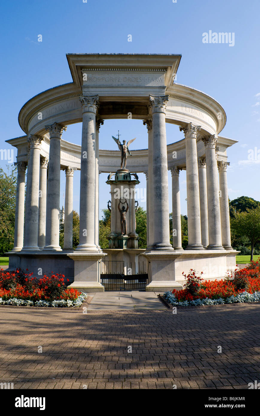 welsh national war memorial alexandra gardens cathays park cardiff ...
