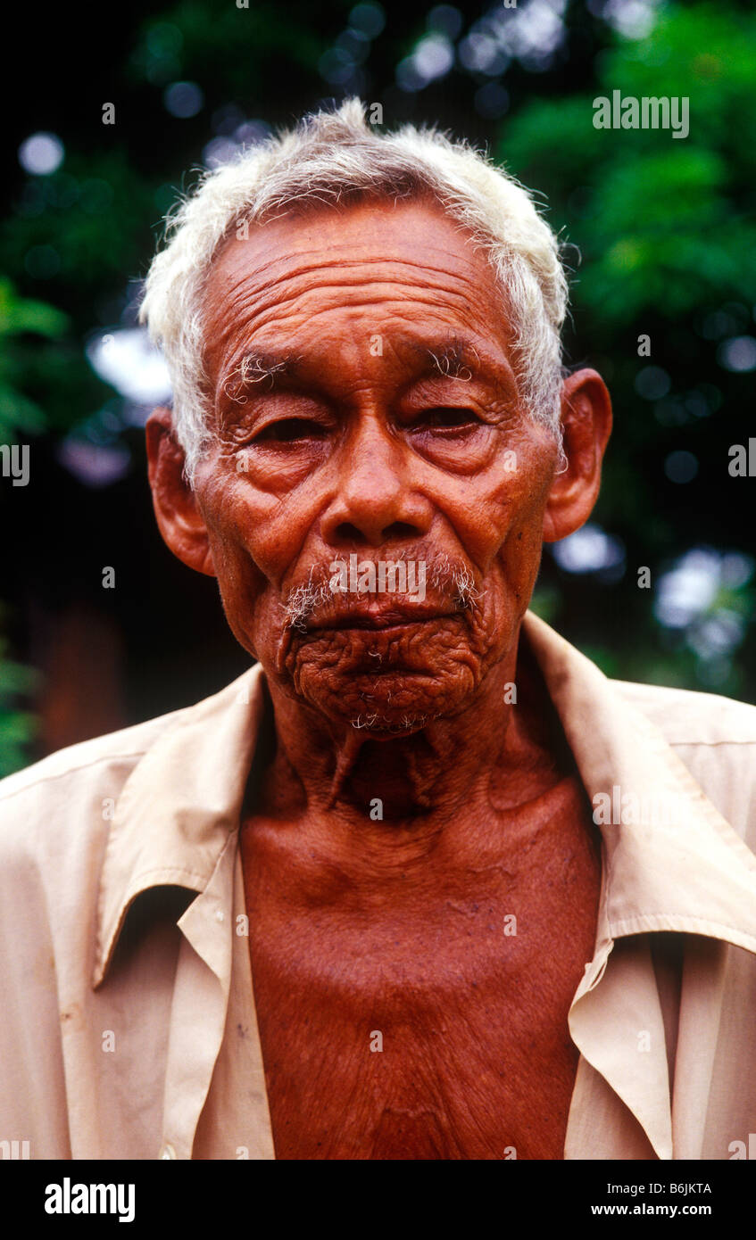 Carib Indian Tribe Elder, Carib Nation Territory, Dominica, Caribbean ...
