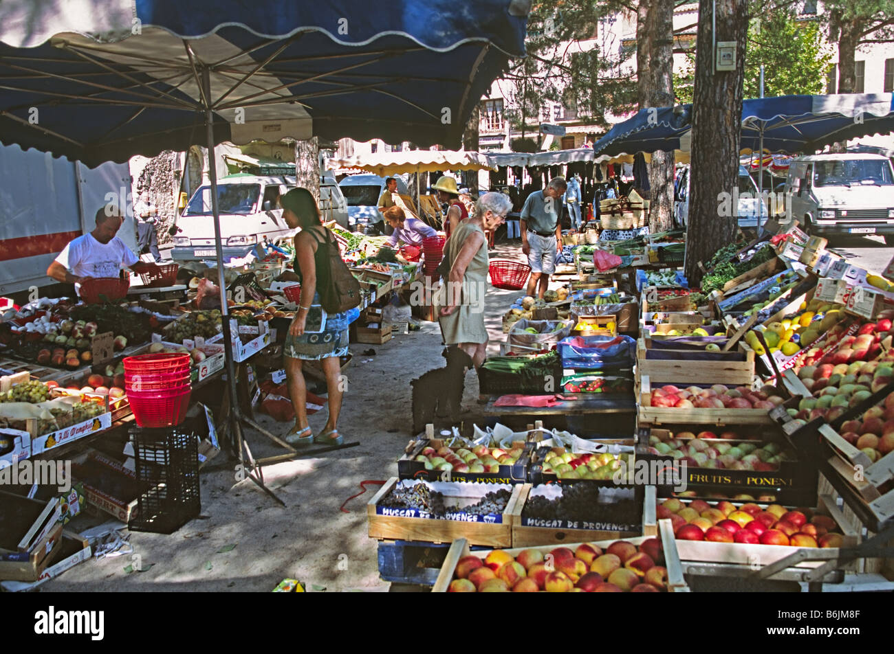 St paul de vence market hi-res stock photography and images - Alamy