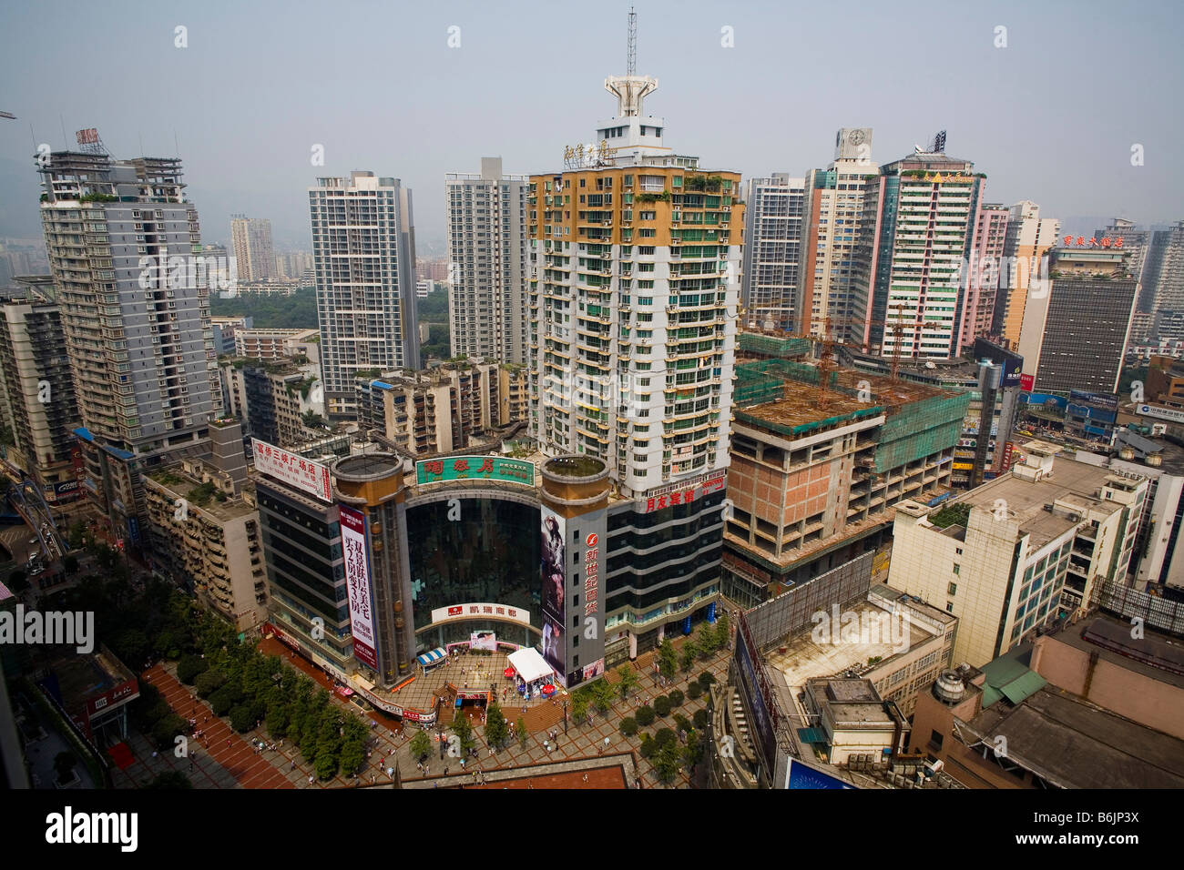 Three gorgessquare hi-res stock photography and images - Alamy