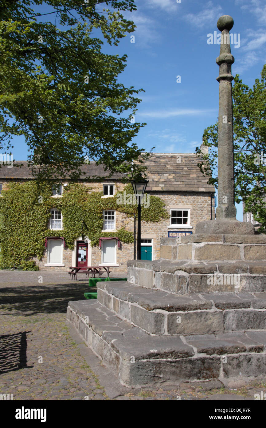 Ripon market square hi-res stock photography and images - Alamy