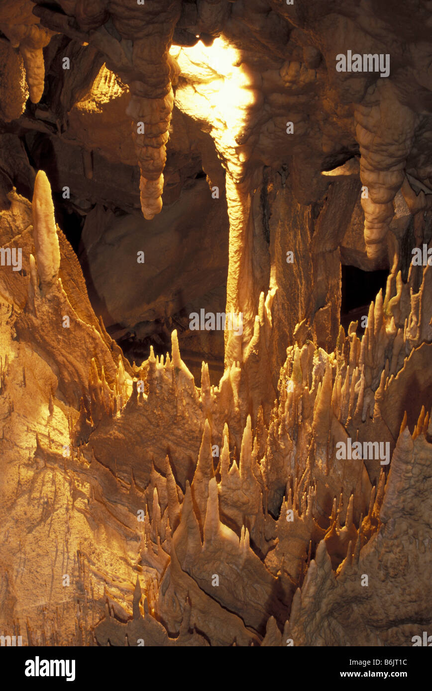 Drapery room mammoth cave hi-res stock photography and images - Alamy
