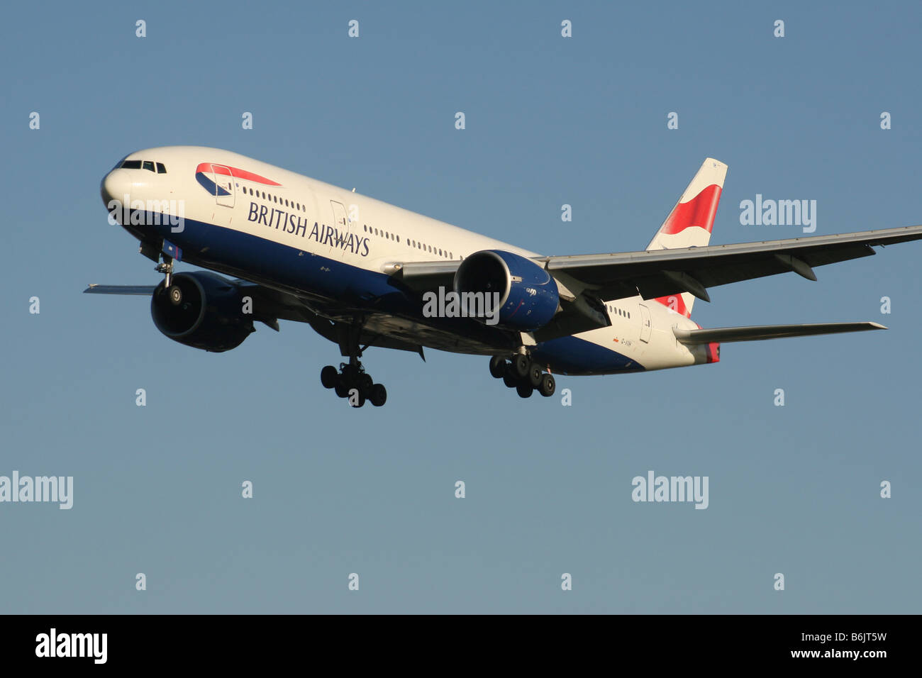 Ba boeing 777 hi-res stock photography and images - Alamy