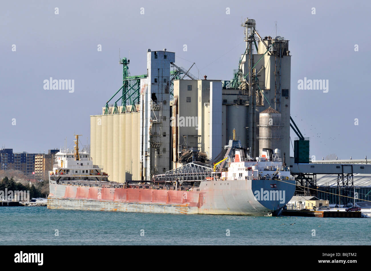 Great lakes ship freighter takes of grain on the St Clair River at Lake ...