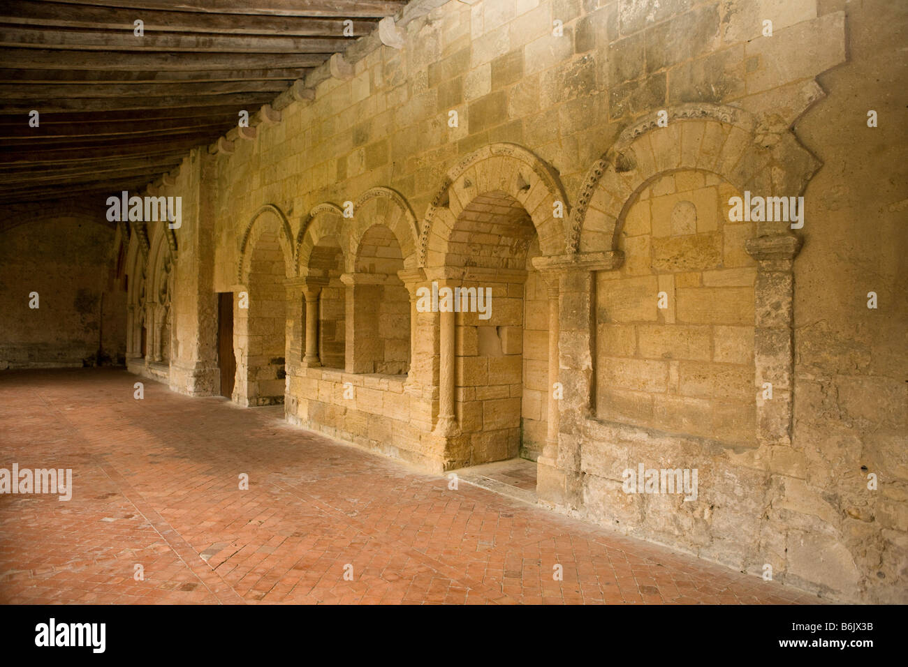 French arch hi-res stock photography and images - Alamy