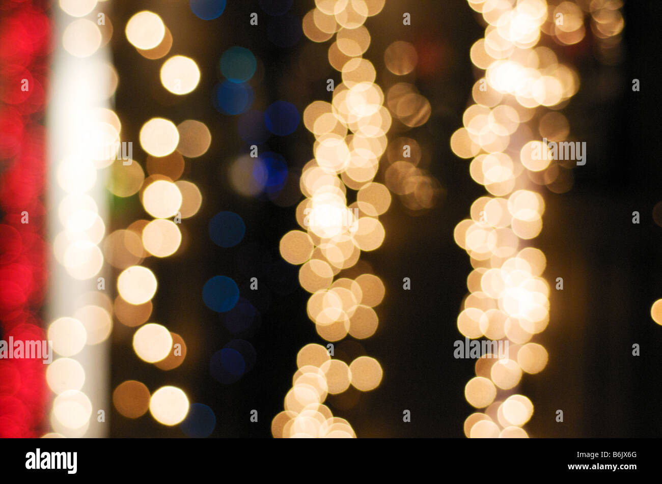 Strings of lights hi-res stock photography and images - Alamy