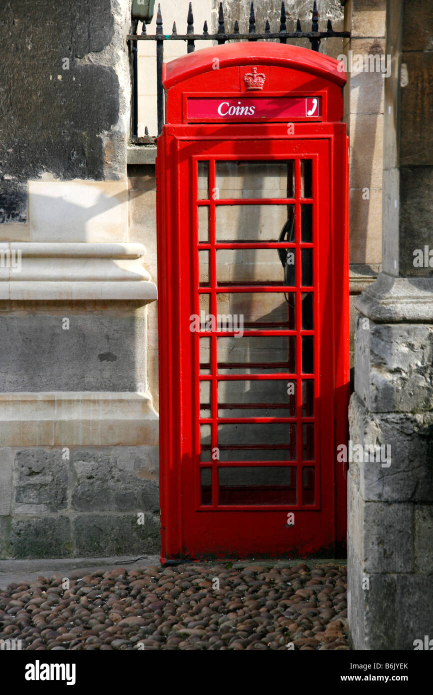 British red telephone box oxford hi-res stock photography and images ...