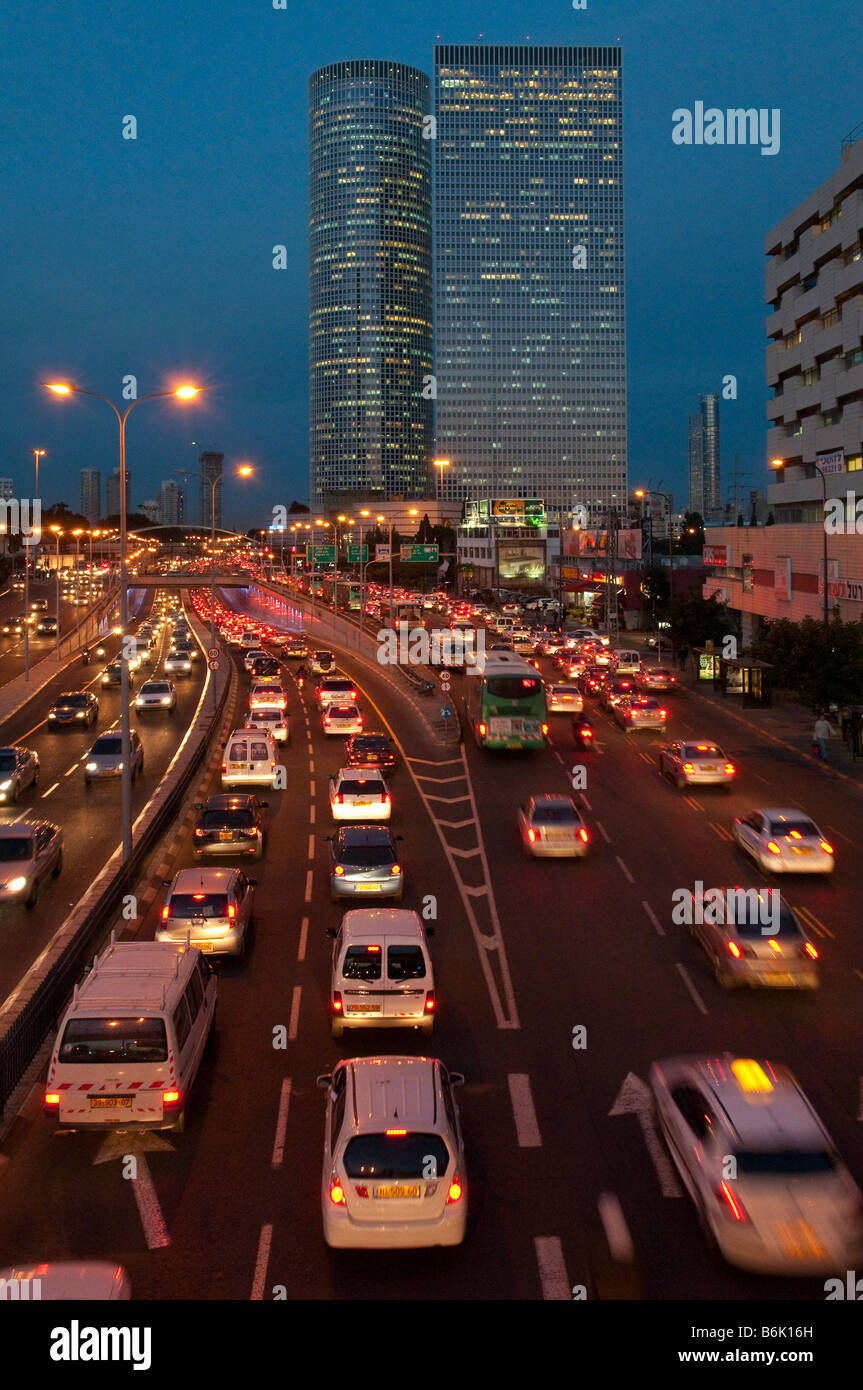 Israel tel aviv azrieli vertical hi-res stock photography and images ...