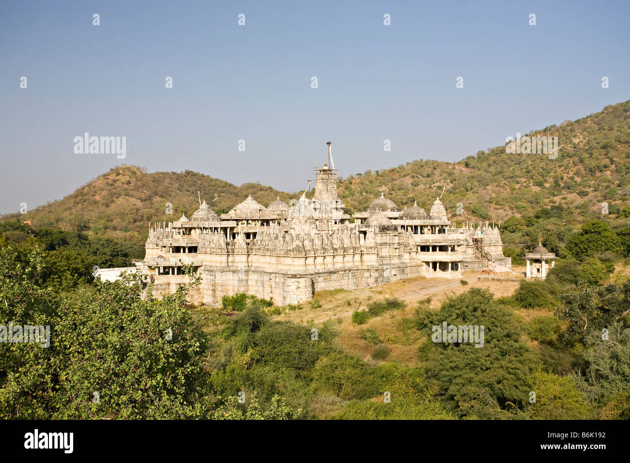 Jain temple mandir ranakpur rajasthan hi-res stock photography and ...
