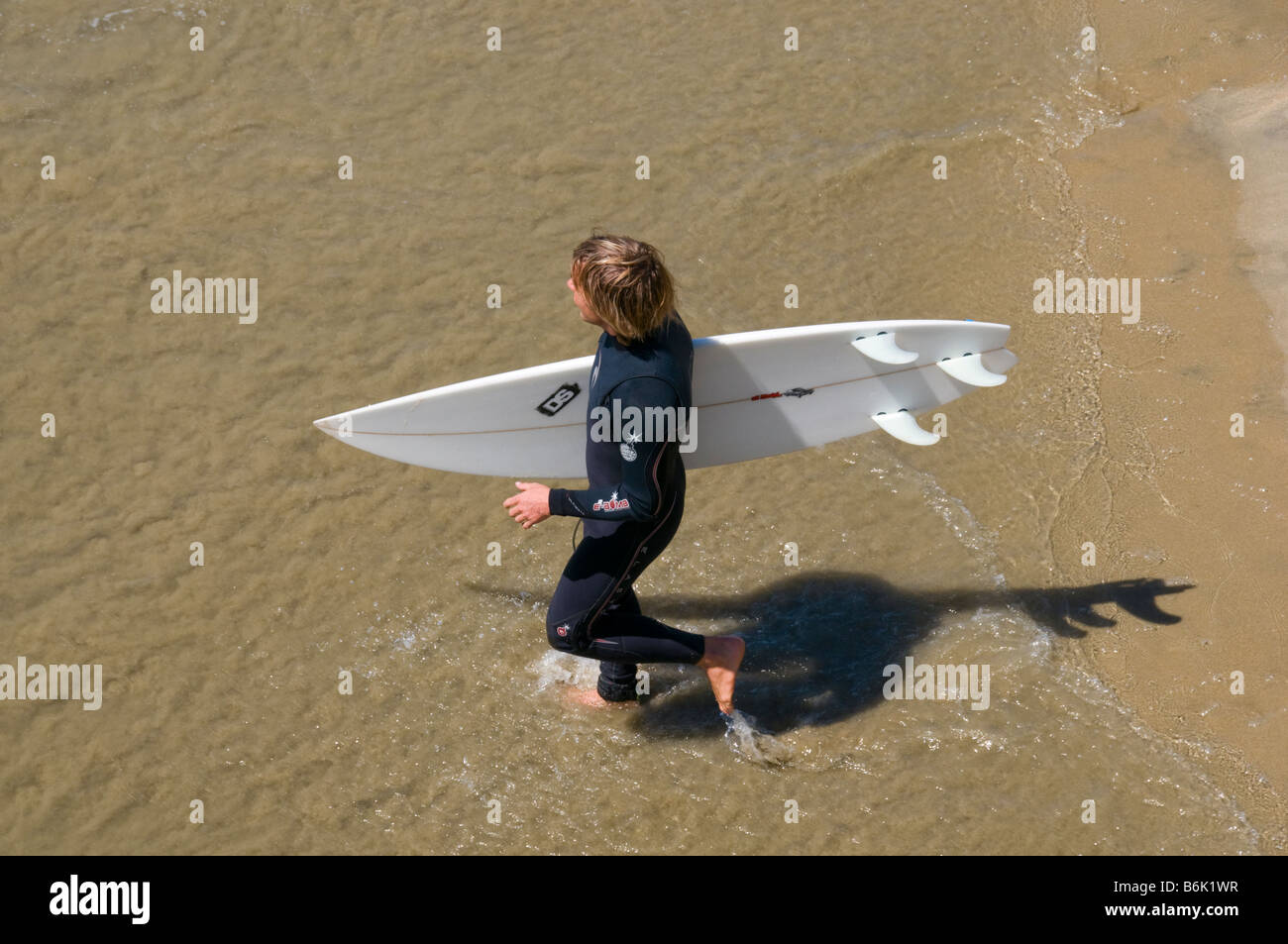 Teen surfer boy hi-res stock photography and images - Alamy