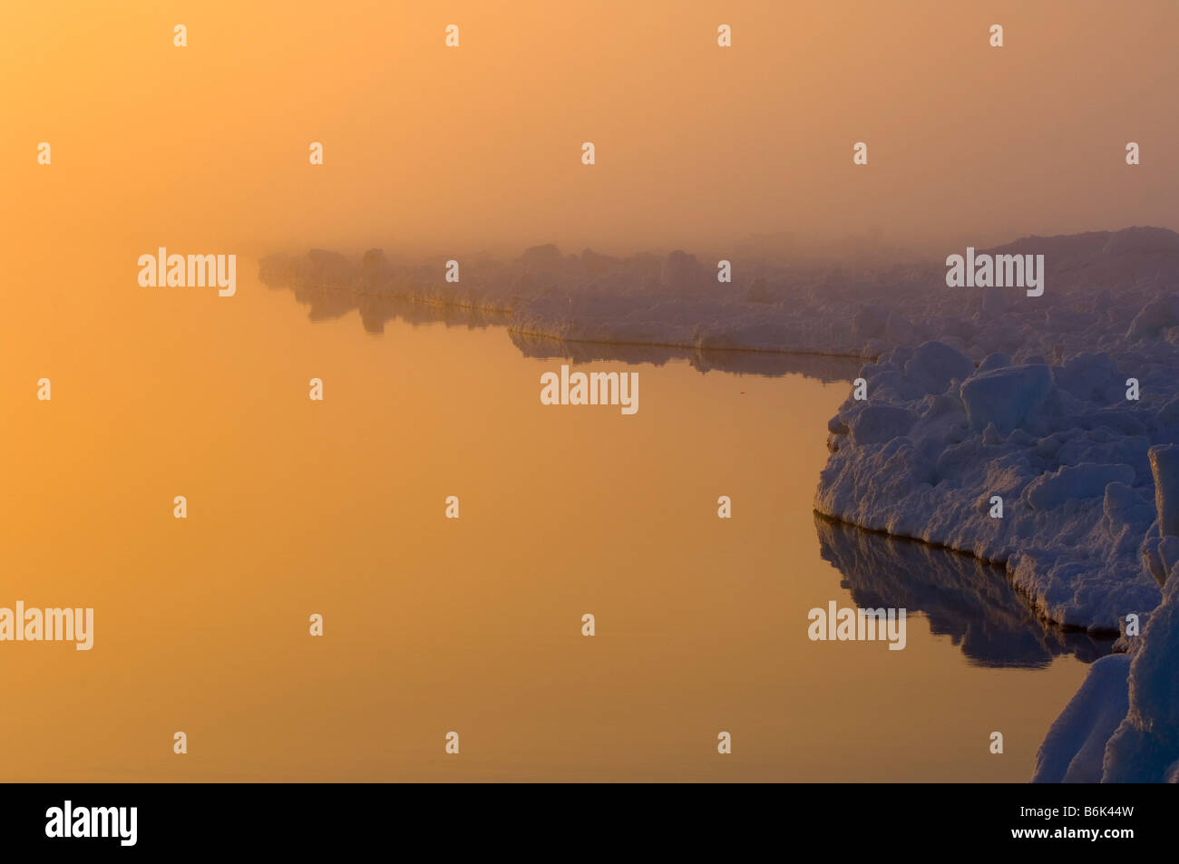 Barrow alaska sun hi-res stock photography and images - Alamy