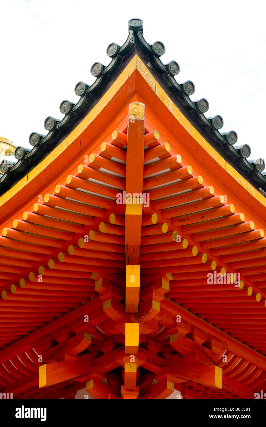 Pagoda japan roof tiles hi-res stock photography and images - Alamy