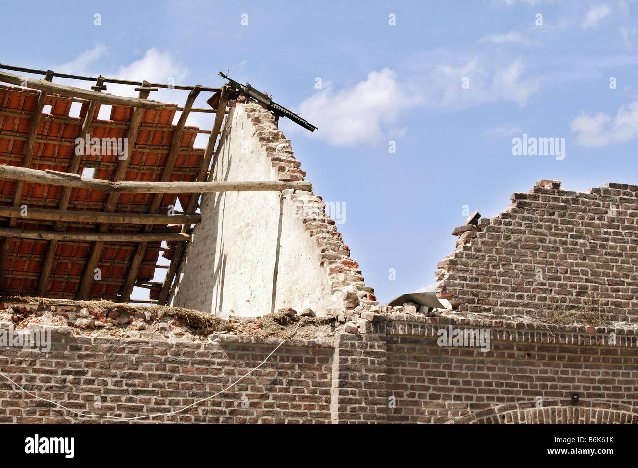 damaged roof by storm Stock Photo - Alamy