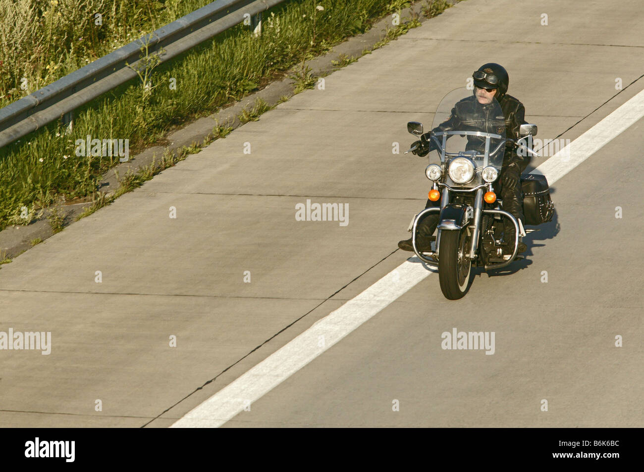 Highway free hi-res stock photography and images - Alamy