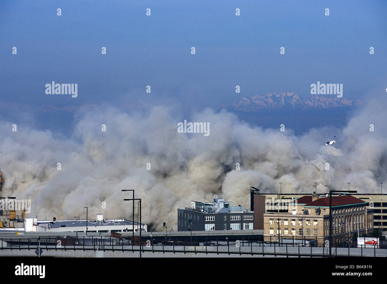 New kingdome stadium hi-res stock photography and images - Alamy