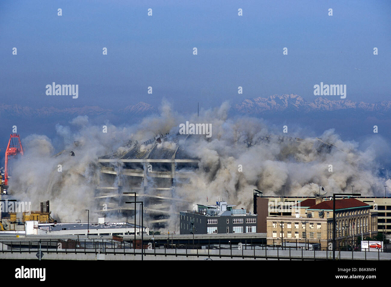 Seattle kingdome demolition hi-res stock photography and images - Alamy