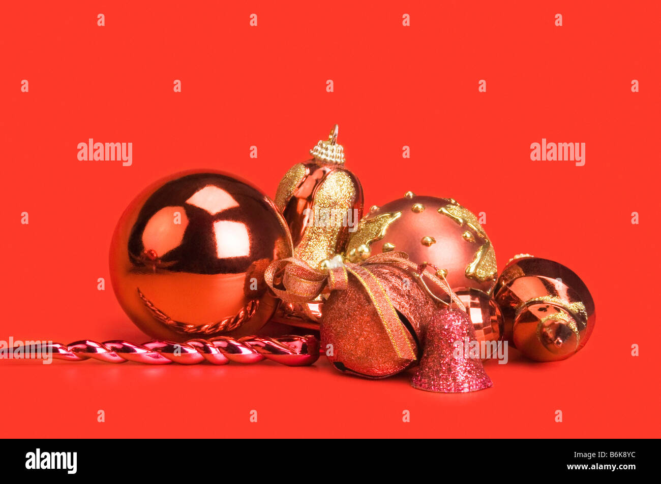 Trimming ornaments hi-res stock photography and images - Alamy