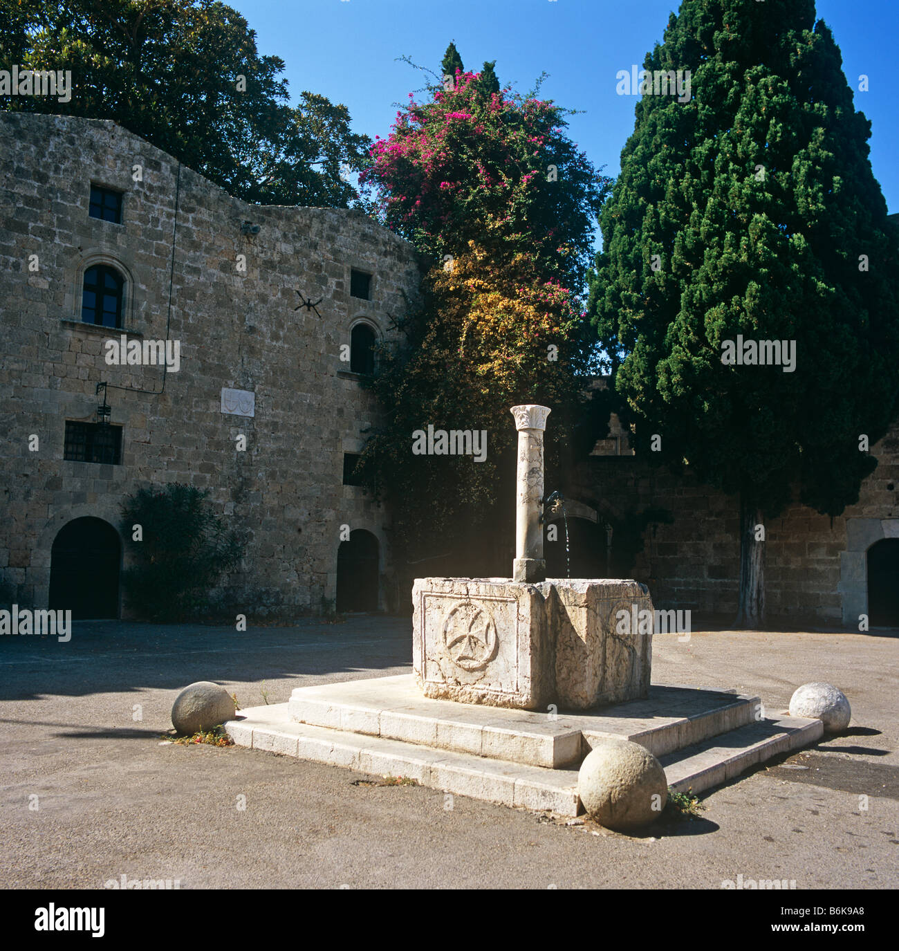 Ancient Well In Old Rhodes Town Greece Hellas Stock Photo - Alamy