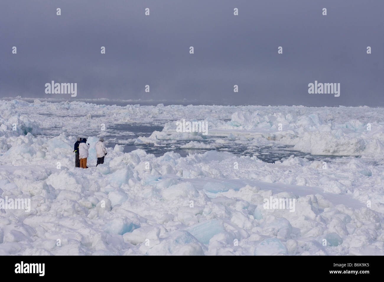 Inupiaq subsistence whalers assess potentially dangerous ice conditions ...