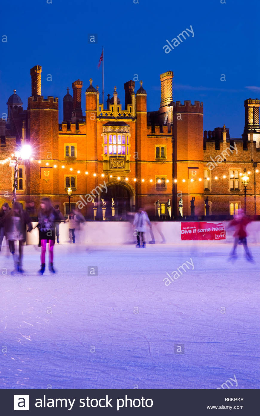 Hampton Court Palace Surrey High Resolution Stock Photography and ...