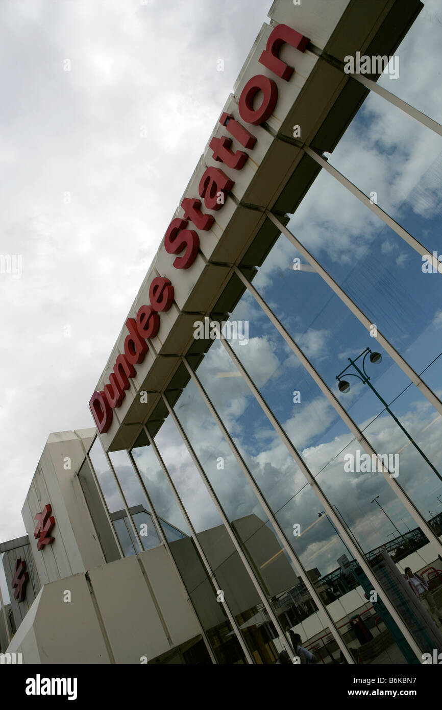 City of Dundee, Scotland. Angled view of Dundee Railway Station main ...