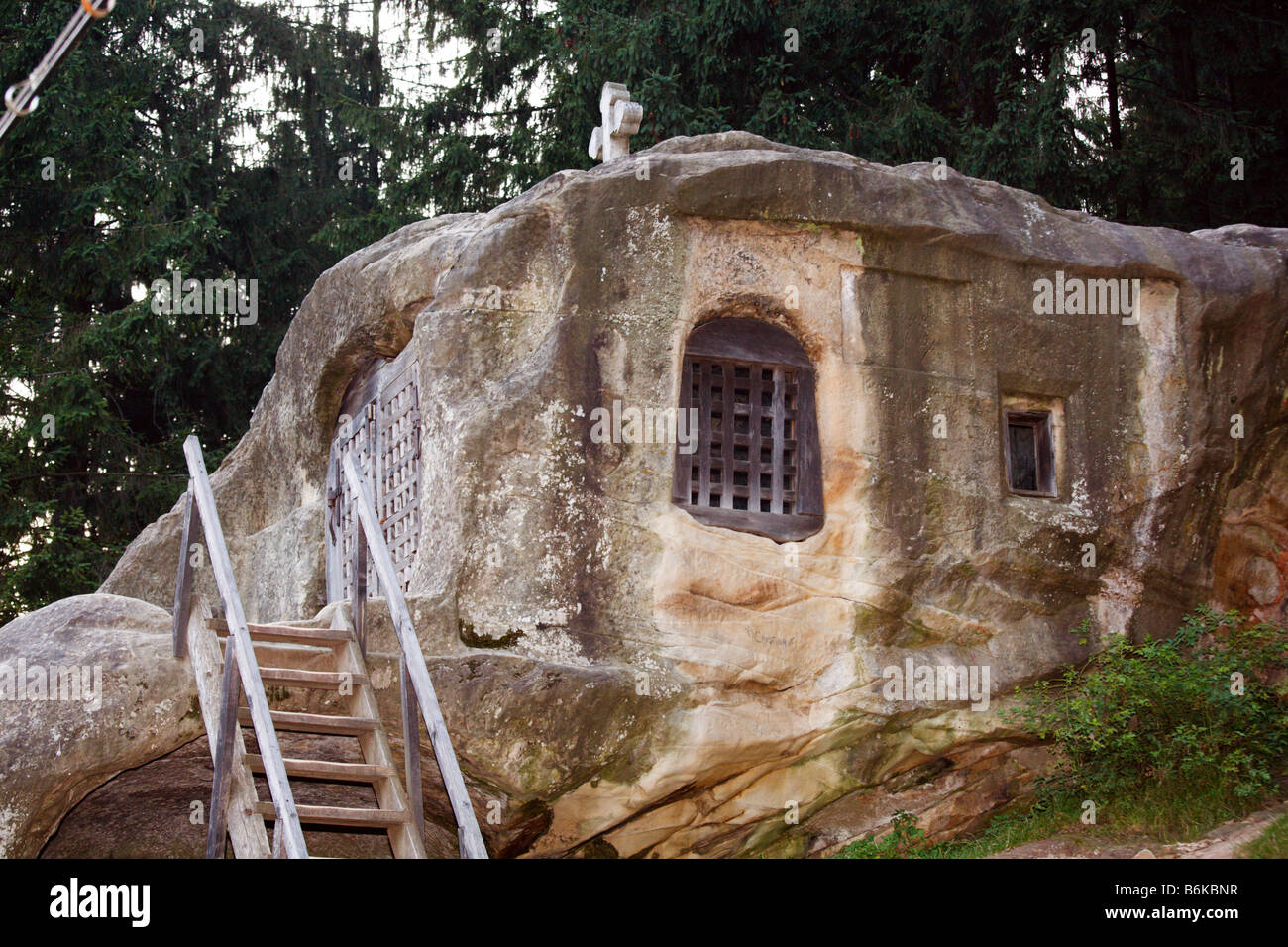 Cavity in rock hi-res stock photography and images - Alamy