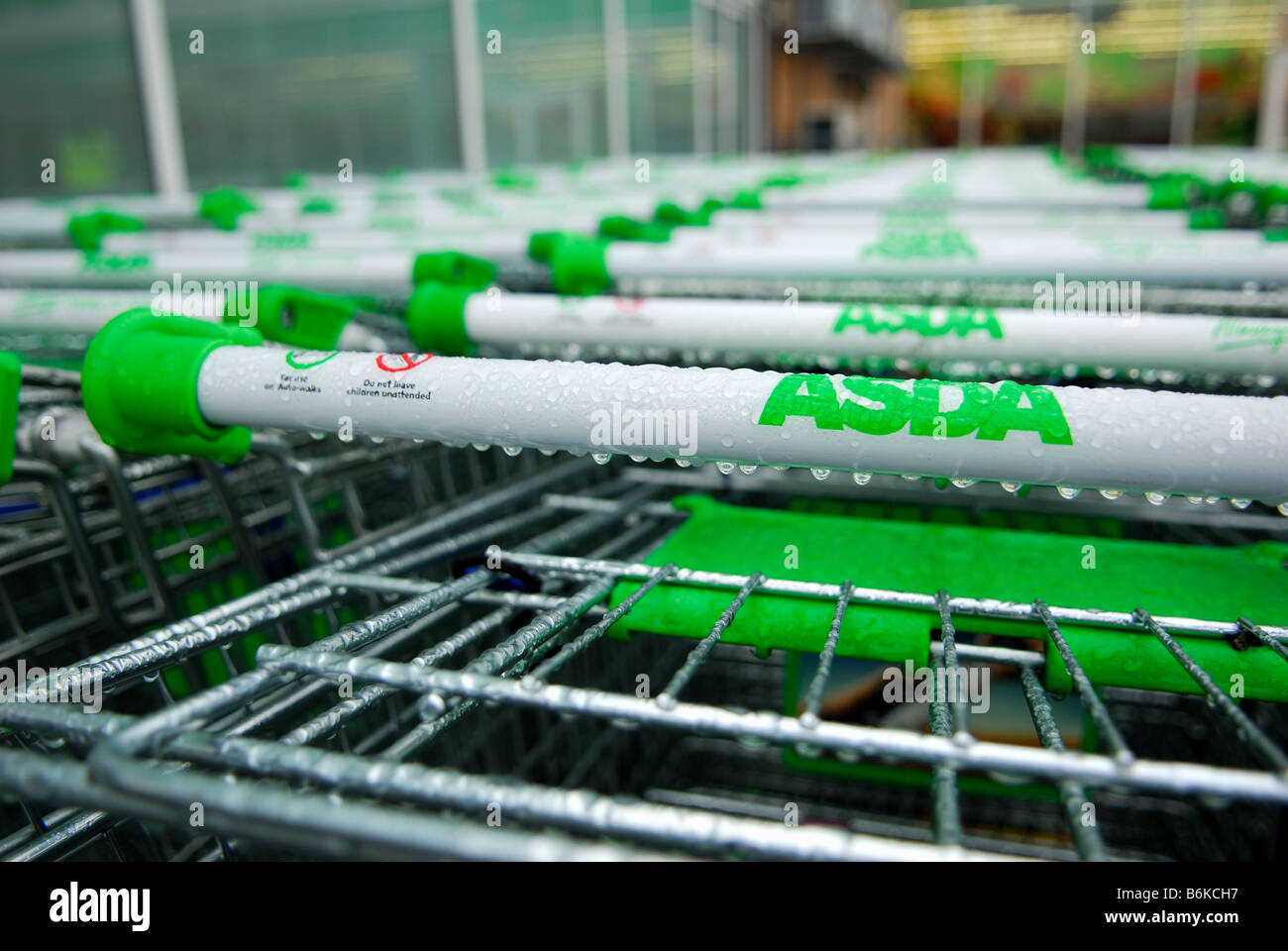 Asda shopping trolley hi-res stock photography and images - Alamy