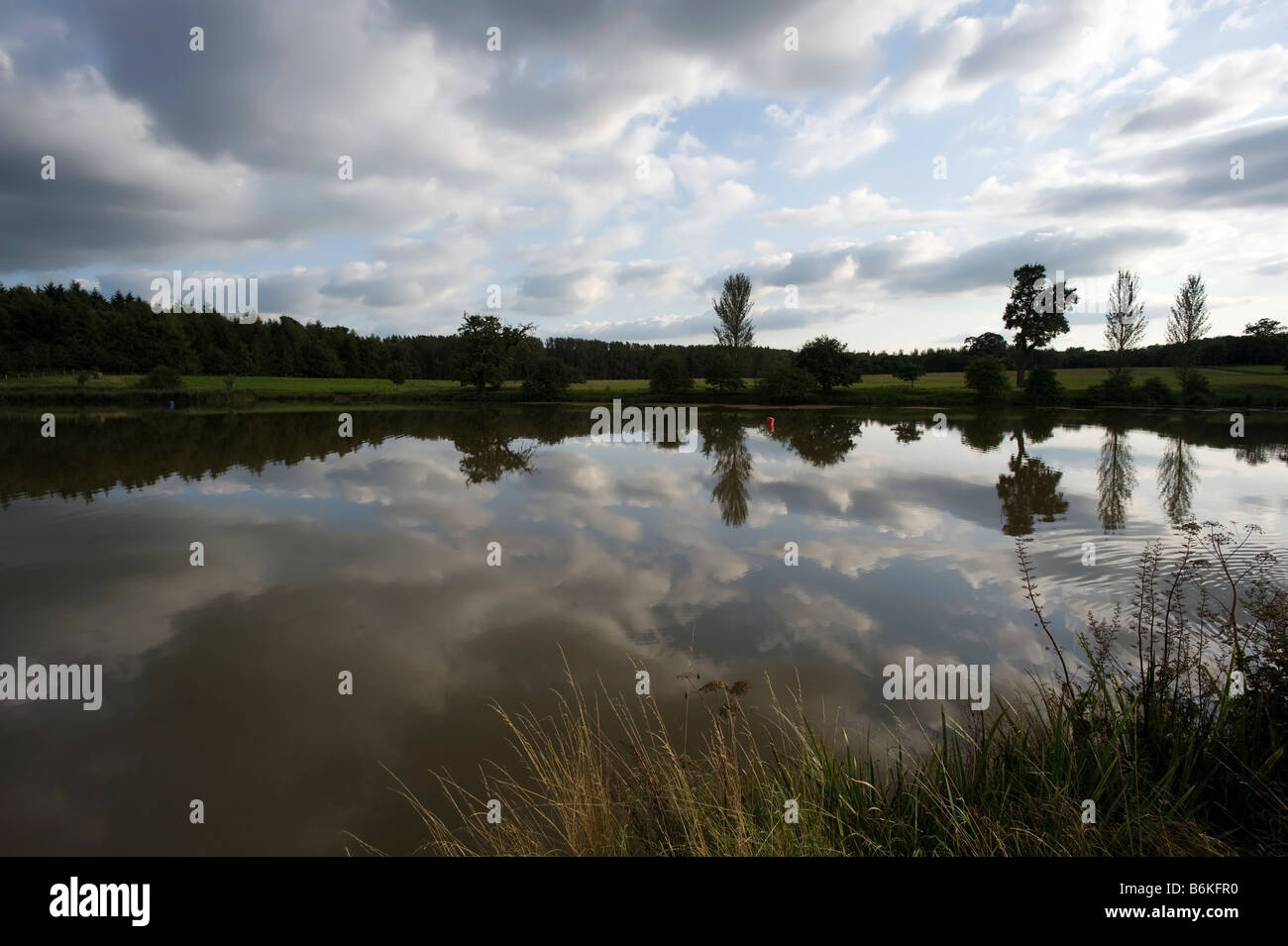 Nimbus clouds hi-res stock photography and images - Alamy